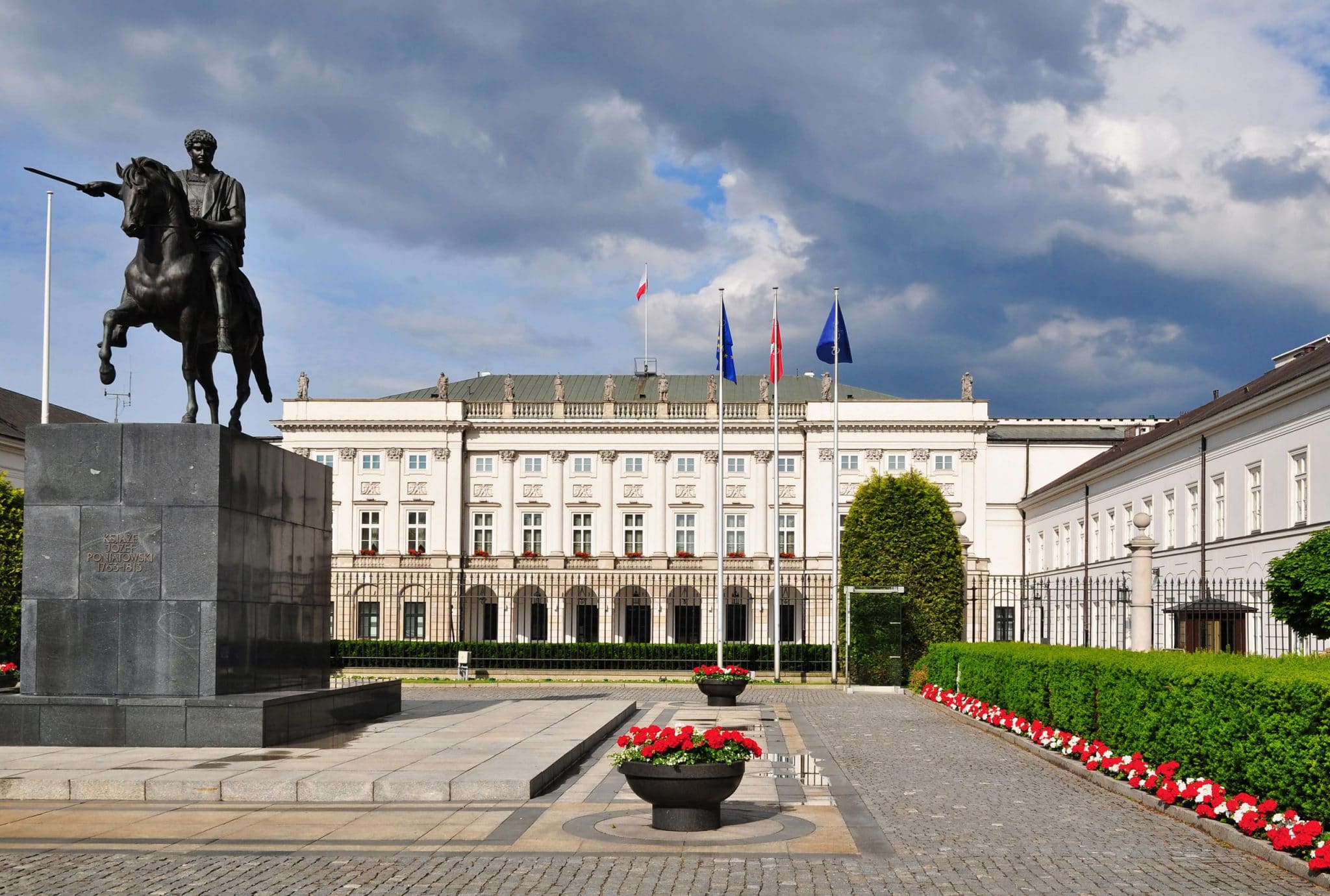 The Disputed Right to Property Claims in Poland